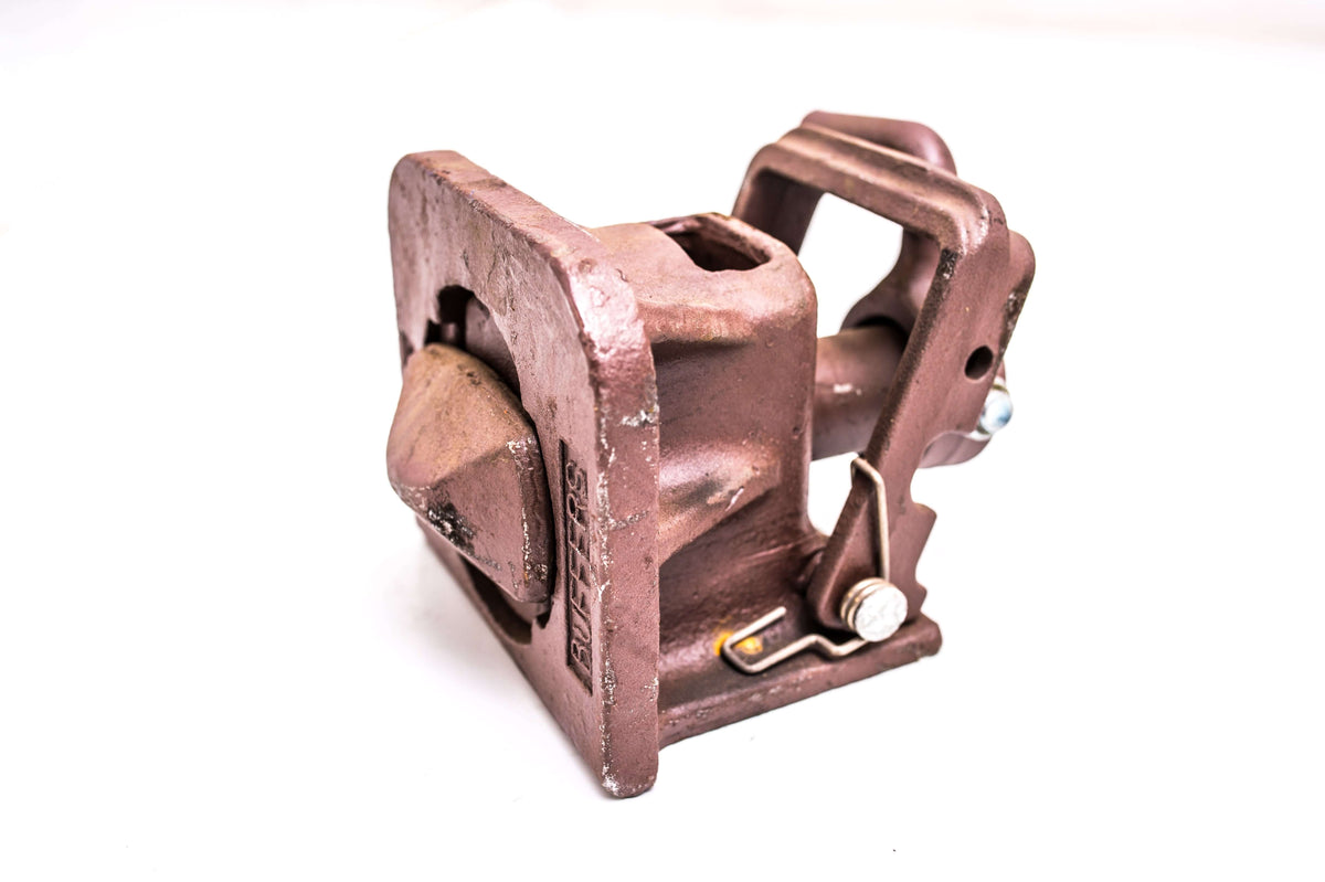 Weld On Style corner casting Twist Lock